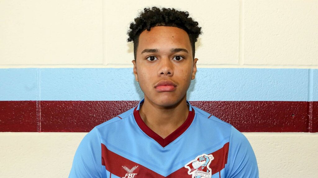 Reon Potts joins Lincoln United on loan | Scunthorpe United FC