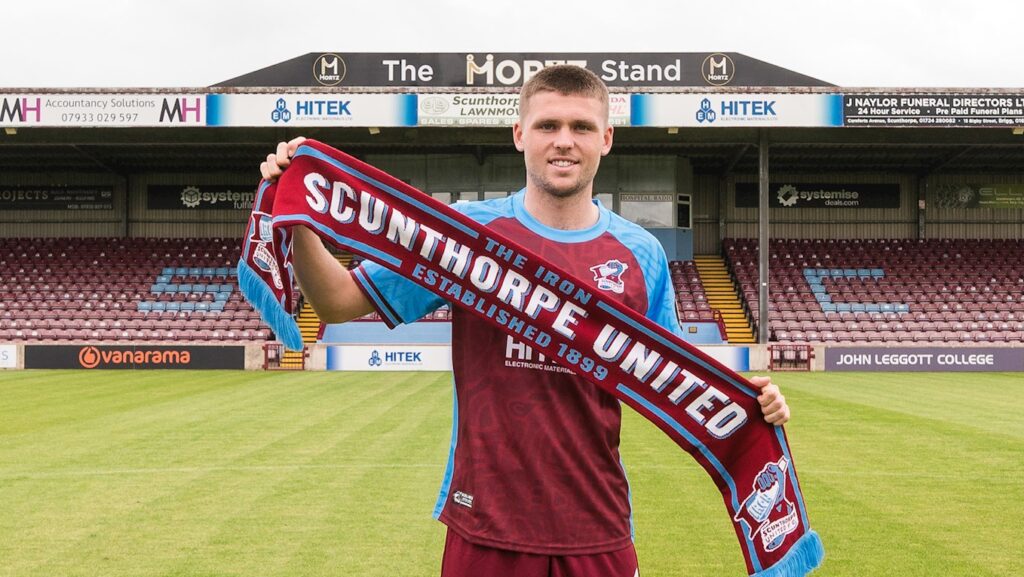 Connor Smith joins on loan from Hearts | Scunthorpe United FC