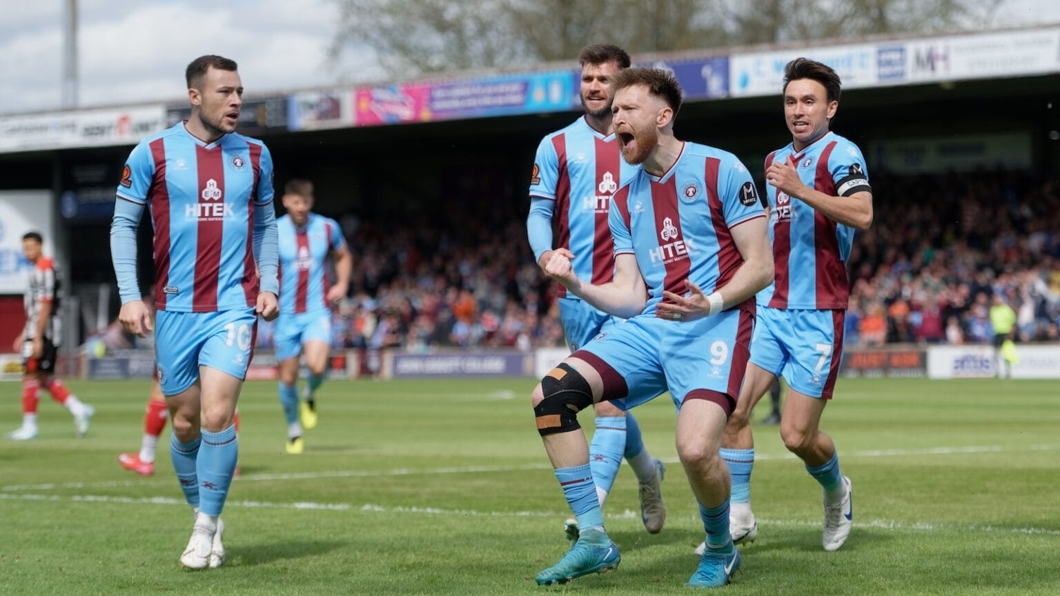 REPORT: IRON 4-2 CHORLEY | Scunthorpe United FC